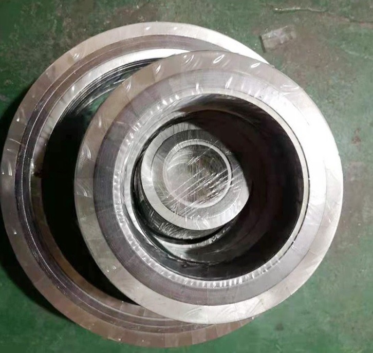 Gasket Suppliers in UAE | RTJ, Spiral Wound & Plug Gaskets